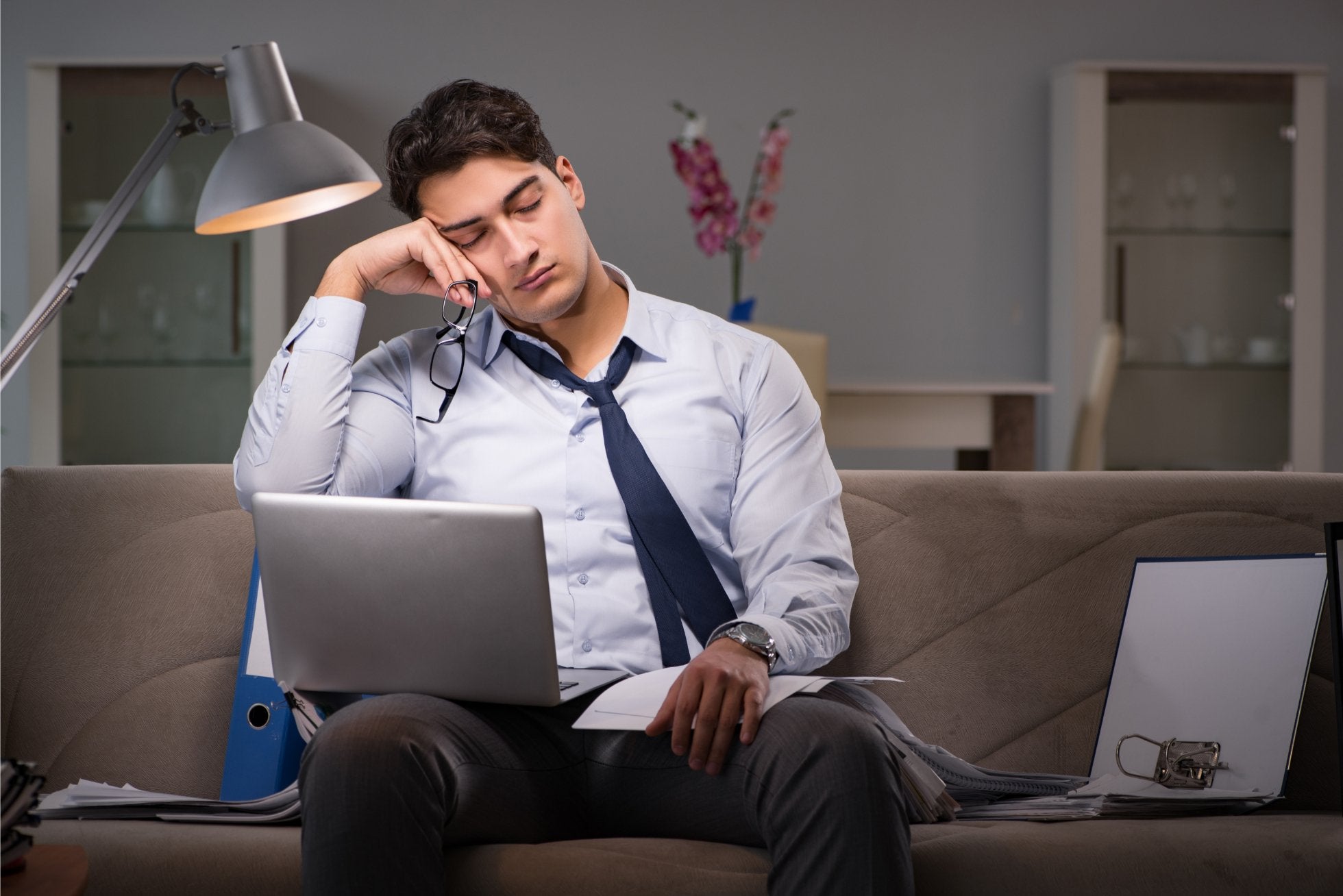 Navigating the Night Shift: Strategies for Managing Sleep When Working ...