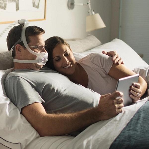 Philips Respironics DreamWear Full Face CPAP Mask Without Headgear ...